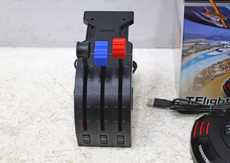 Saitek フライトシュミレーター - ハヤブサリサイクル